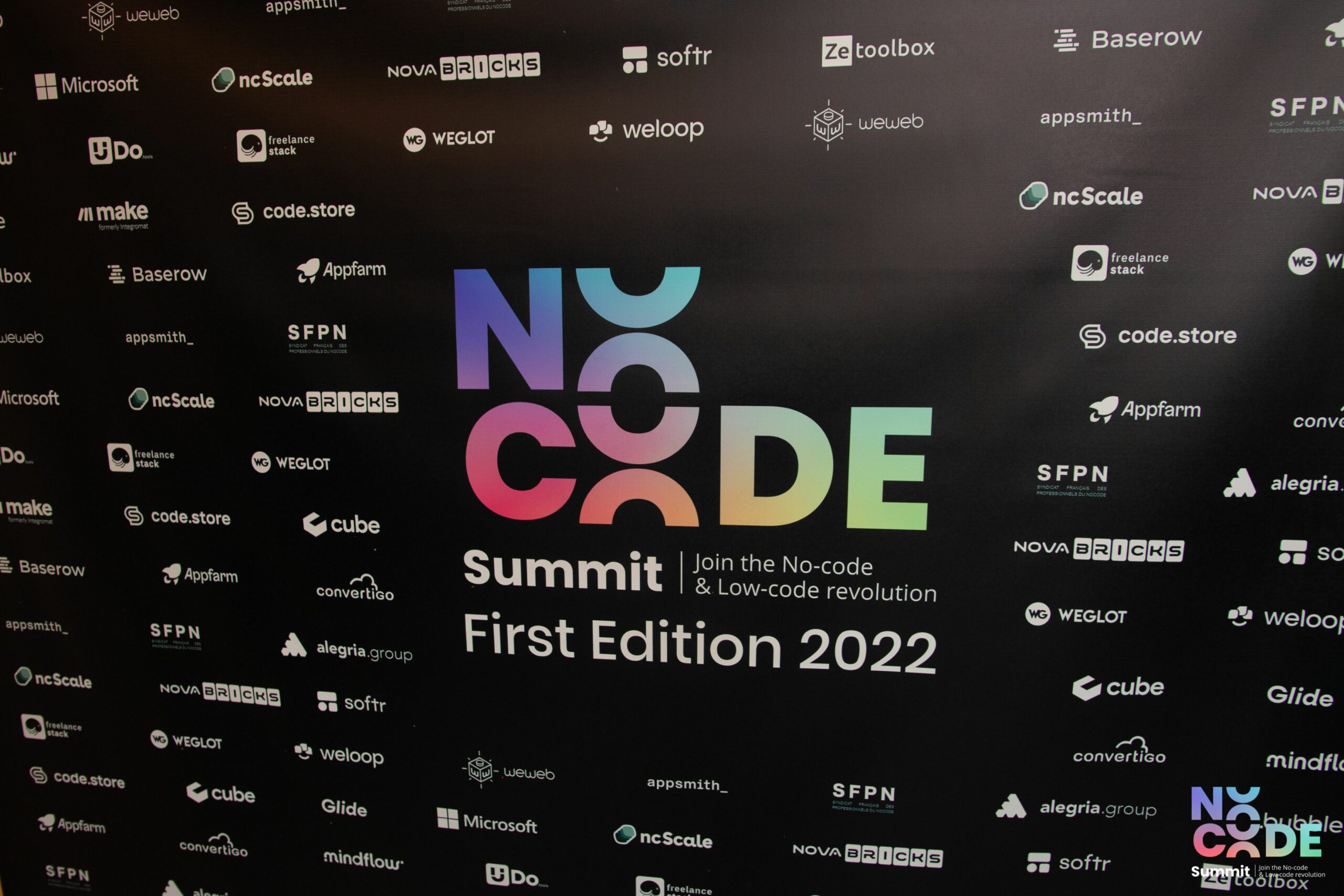 ICMD – Nos étudiants visitent un salon professionnel de NO CODE